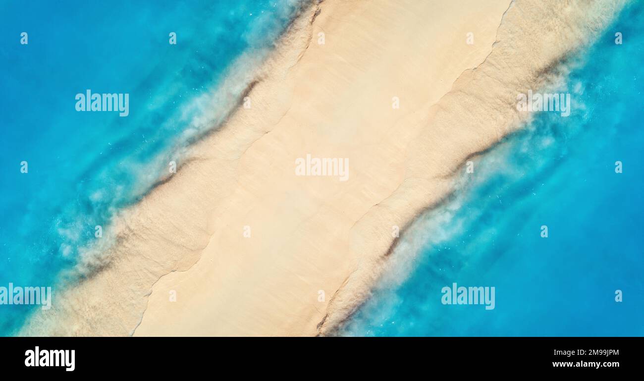 Aerial view empty beach sea hi-res stock photography and images - Alamy