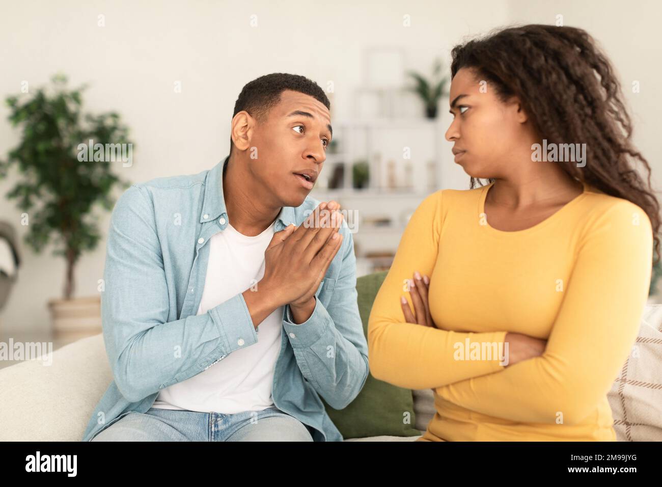 Man forgiveness angry wife hi-res stock photography and images - Alamy