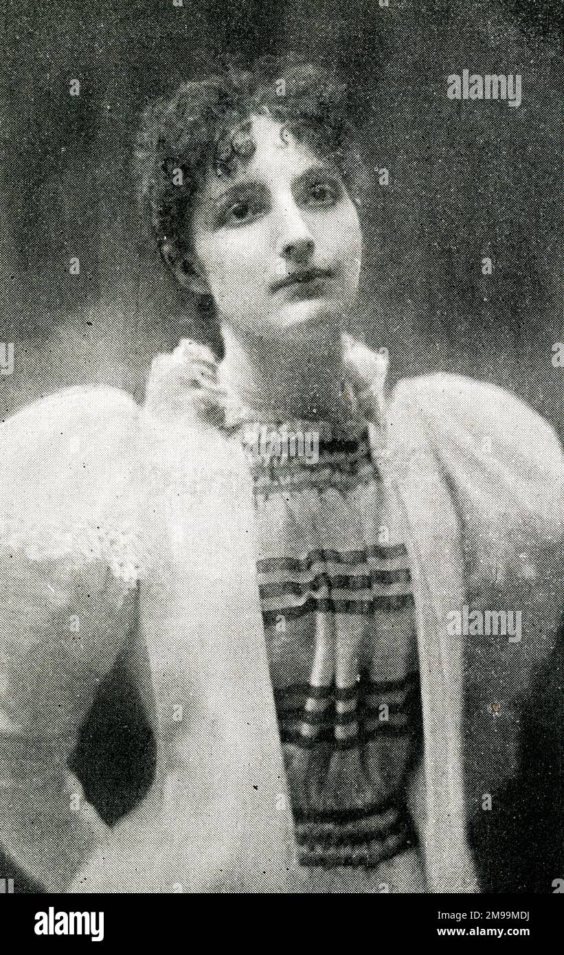 Mrs Roy Devereux, editor of Mayfair magazine Stock Photo - Alamy