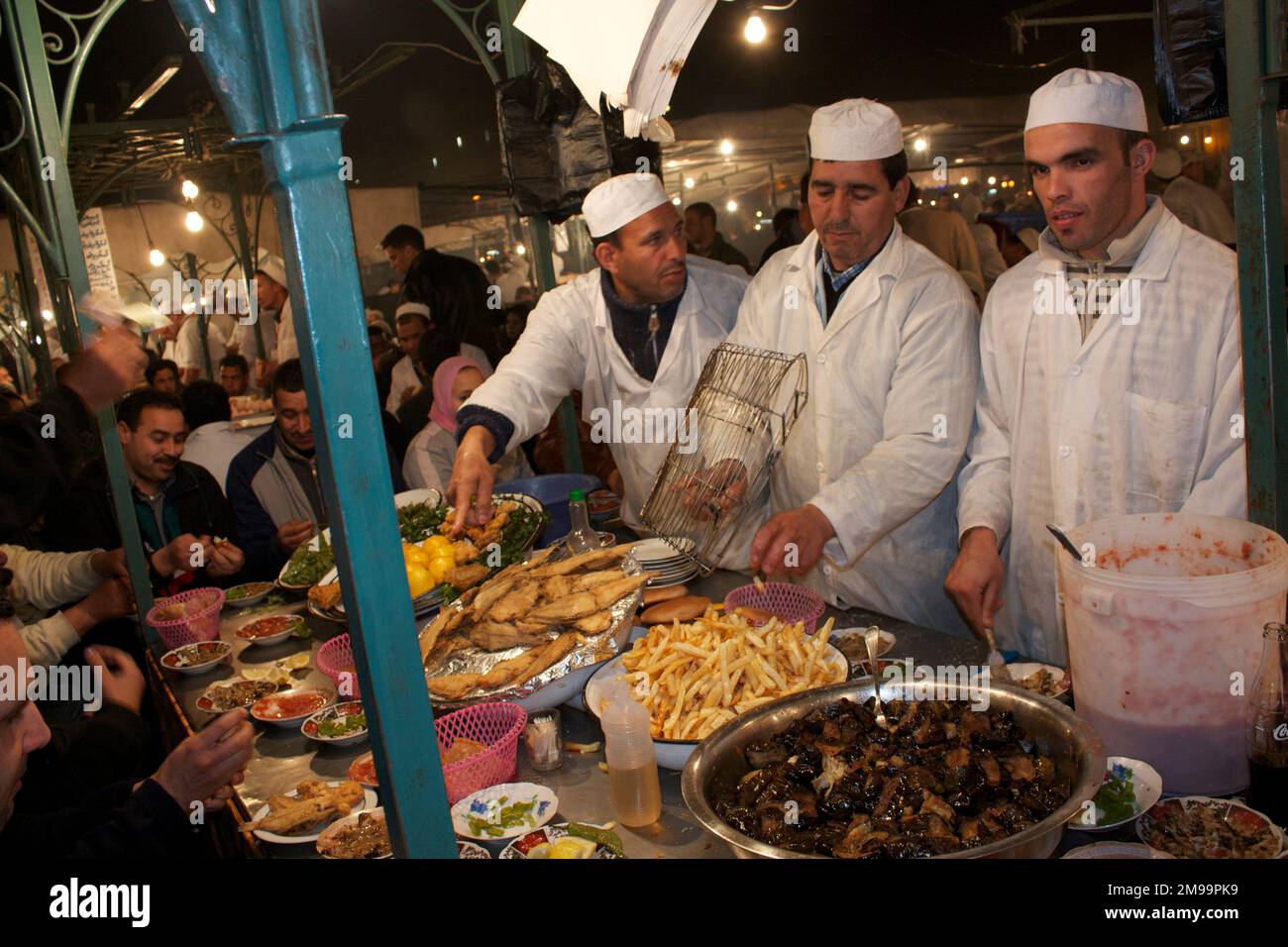 Smokey night market hi-res stock photography and images - Alamy