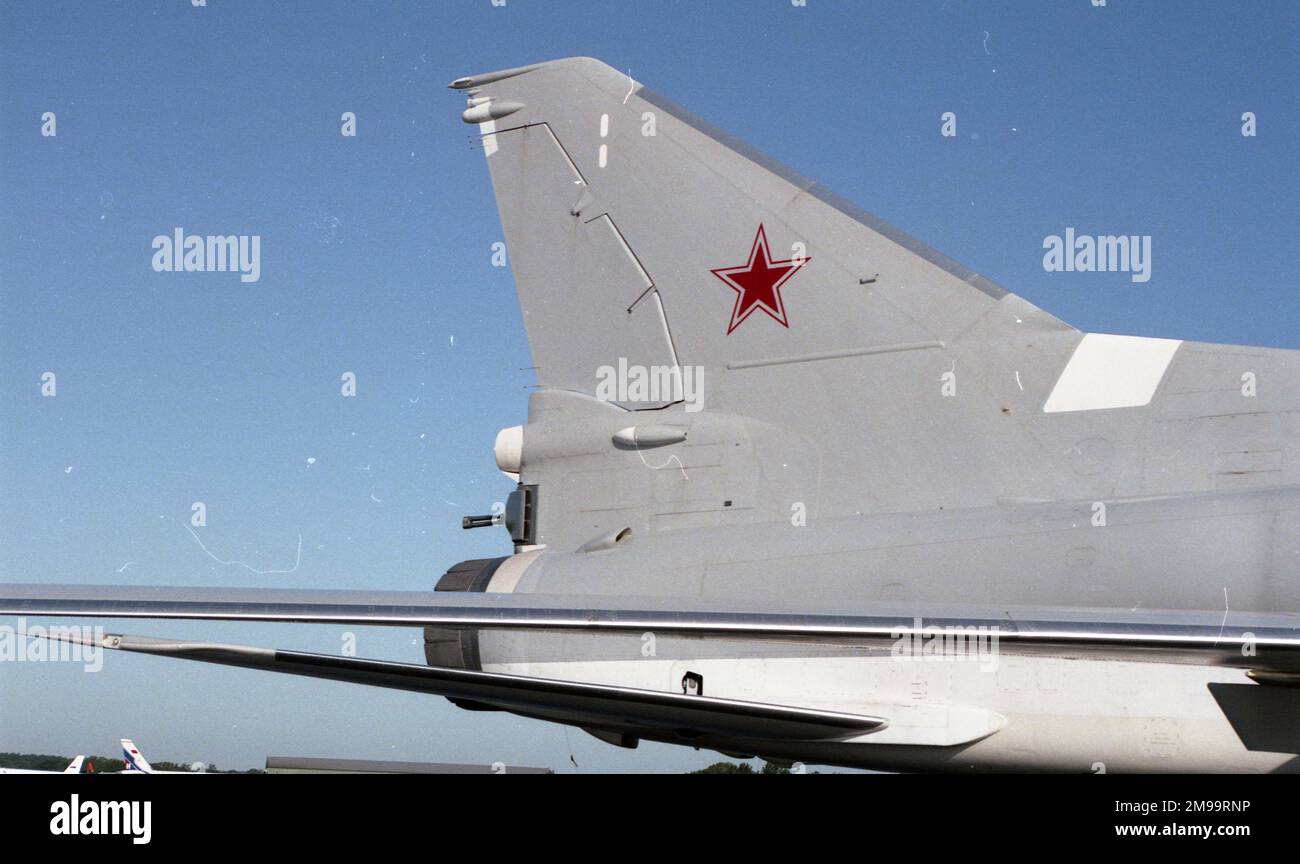 Farnborough 92 - Tupolev Tu-22M-3 (unmarked) (msn 12112347) Detail of ...