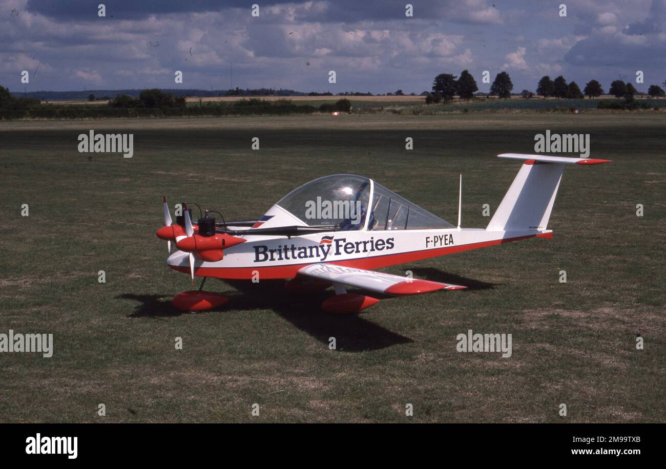 Colomban Cri-Cri - F-PYEA at Old Warden Stock Photo - Alamy