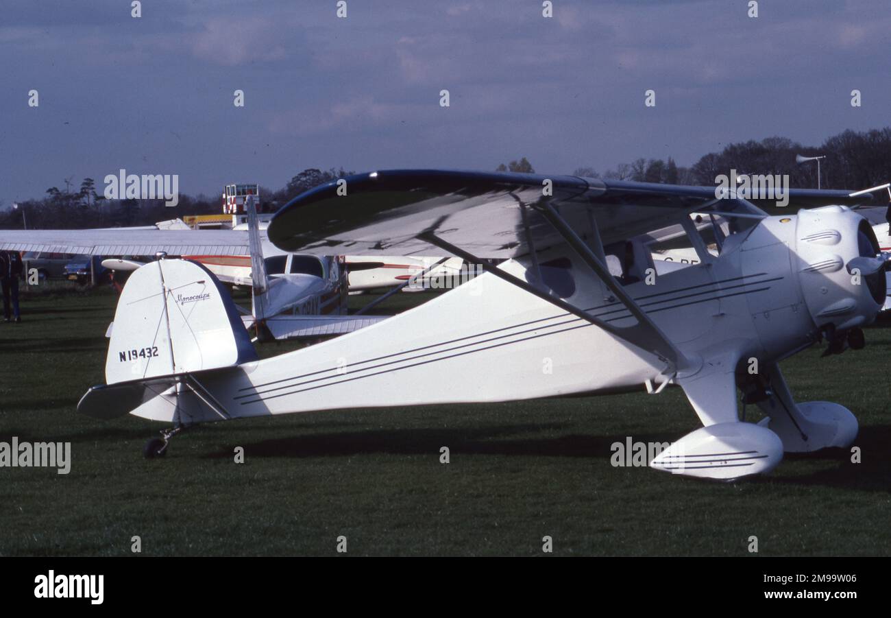 Monocoupe 90A - N19432 Stock Photo - Alamy