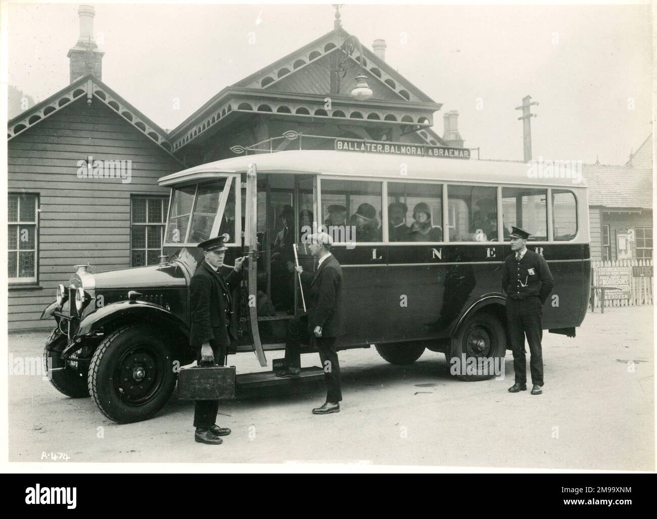 London North Eastern Railway (LNER) 20 seater on A2 long bus Stock ...