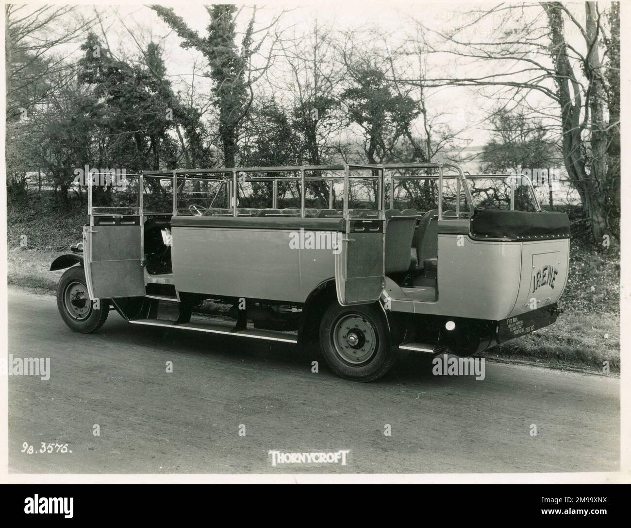 Single decker bus hi-res stock photography and images - Alamy