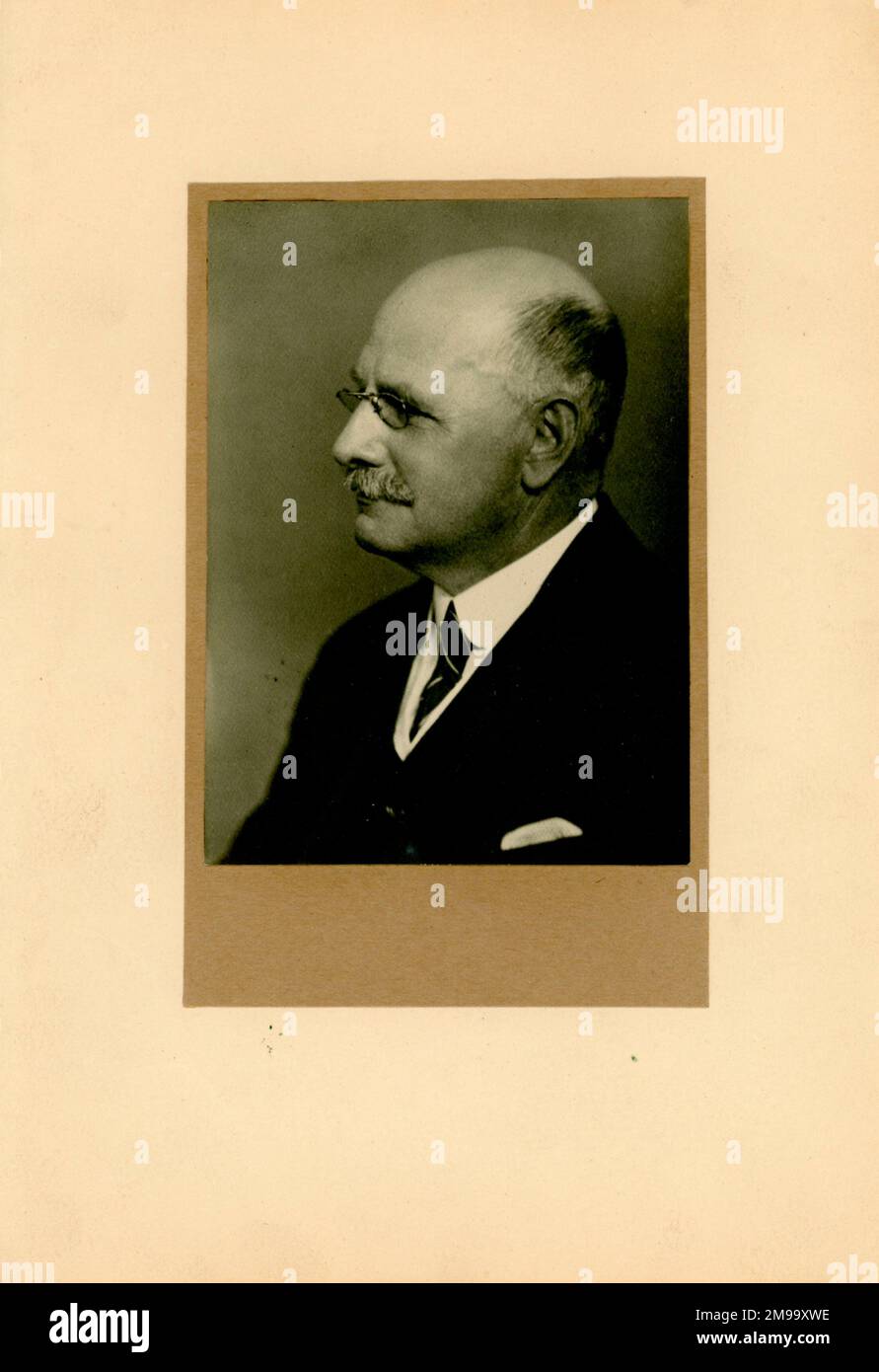 'IAE President, 1920-2, Sir Henry Fowler Stock Photo - Alamy