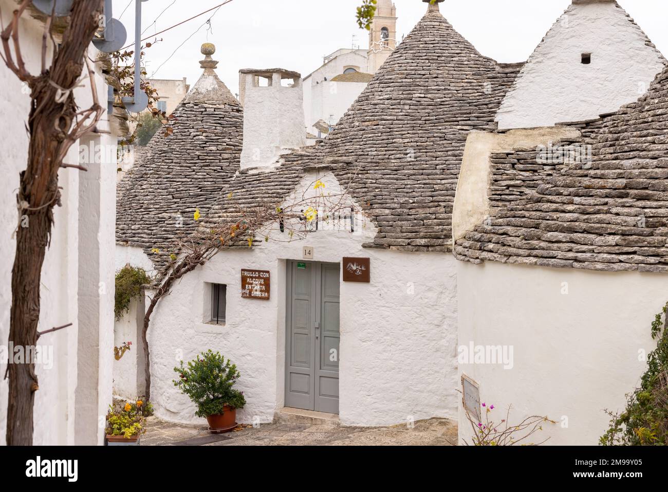 Trulli puglia italy winter hi-res stock photography and images - Alamy