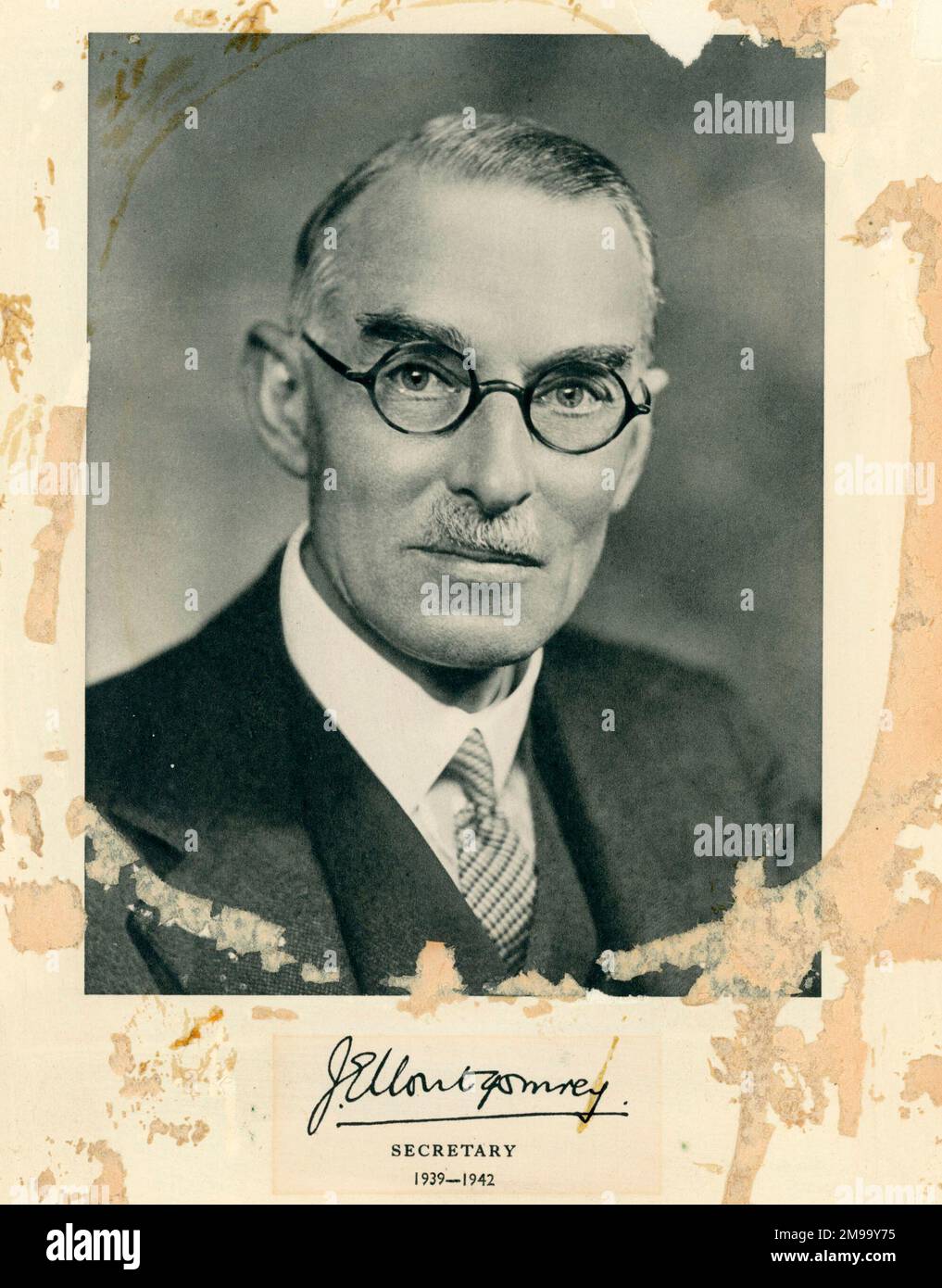 1942 circa hi-res stock photography and images - Alamy