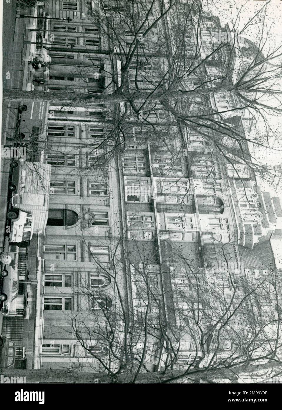 Headquarters exterior hi-res stock photography and images - Alamy