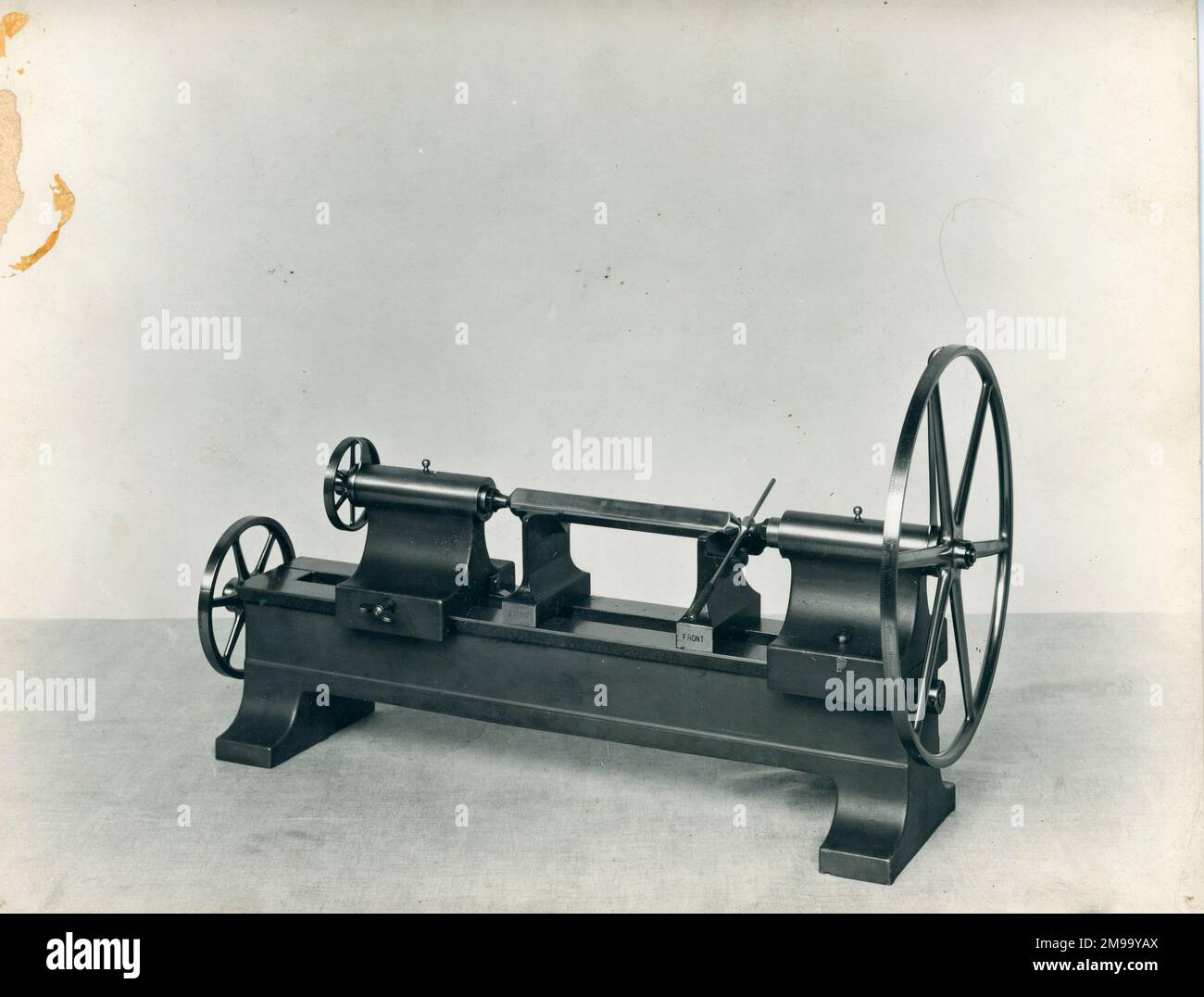 Whitworth workshop measuring machine Stock Photo - Alamy