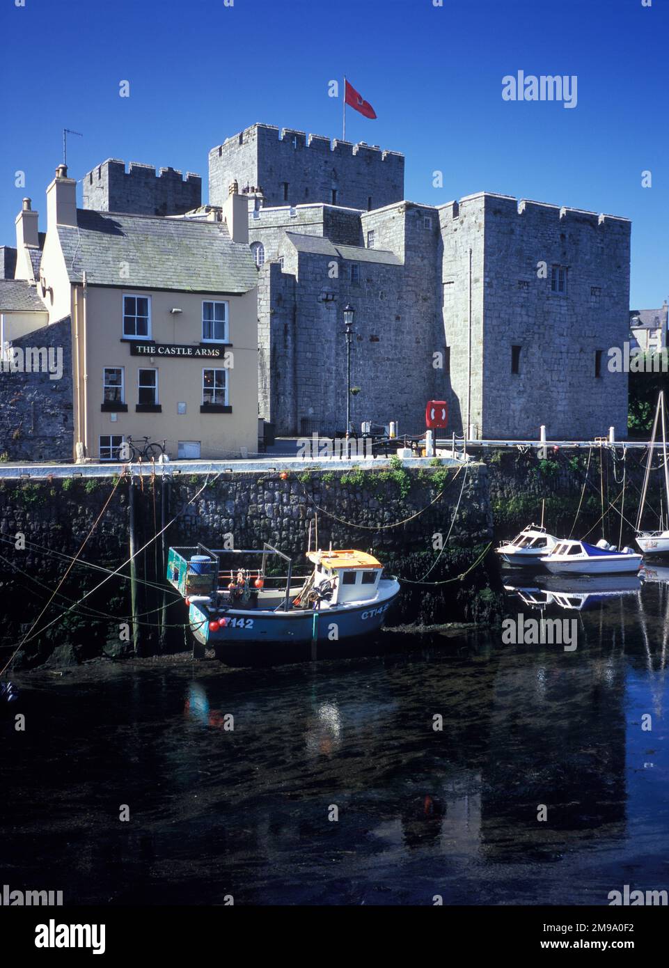 Isle of Man, Castletown, Castle Rushen and harbour Stock Photo - Alamy