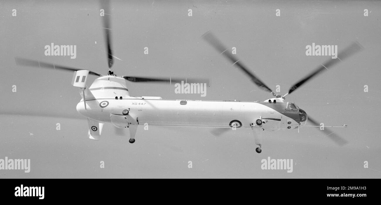 The first prototype of the Bristol Type 192 Belvedere HC.1 seen in ...