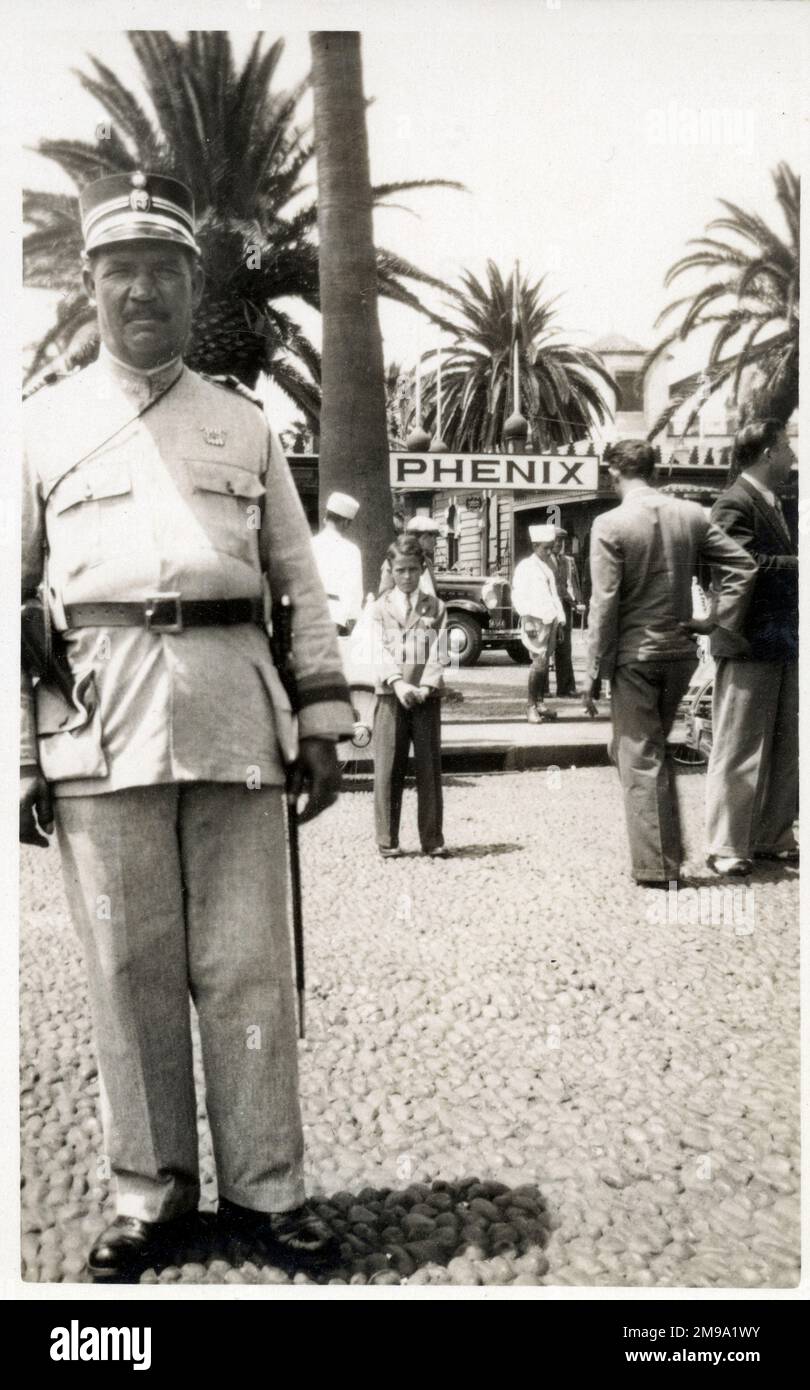 1930s policeman hi-res stock photography and images - Alamy