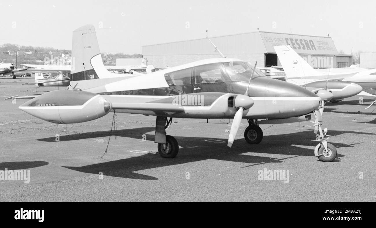 Cessna 310B N3693D Stock Photo - Alamy