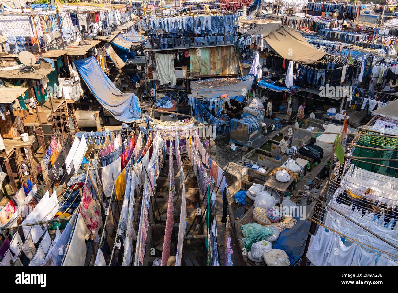 Incredible view of the Dhobi Ghat in Mumbai, the largest open-air ...