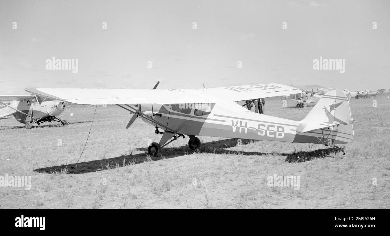 Auster 5 VH-SEB (msn TAY983D Stock Photo - Alamy