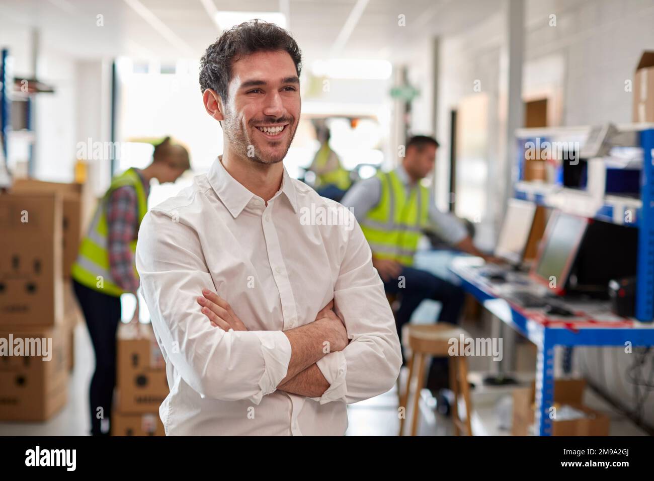 Warehouse manager distribution boxes hi-res stock photography and ...