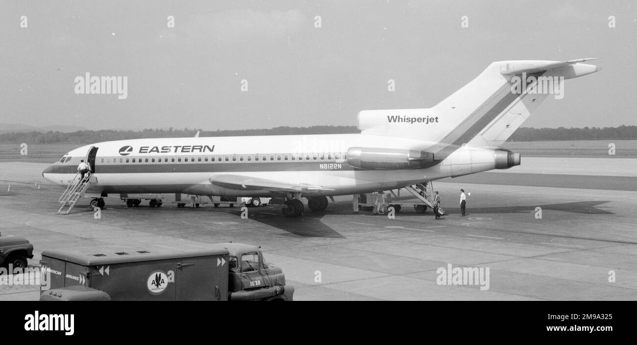 Boeing 727 1970s Black and White Stock Photos & Images - Alamy