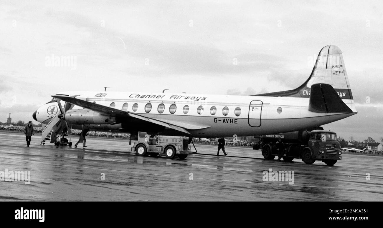 Vickers Viscount 812 G-AVHE (msn 363), of Channel Airways at Southend ...