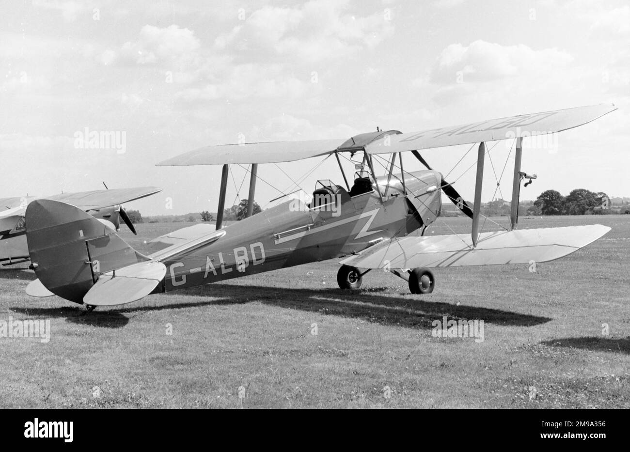 De havilland 82a tiger moth hi-res stock photography and images - Alamy