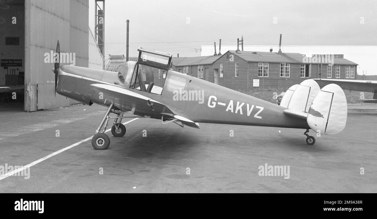 Miles M.38 Messenger 4A G-AKVZ (msn 6352). Civilianised after WWII G ...