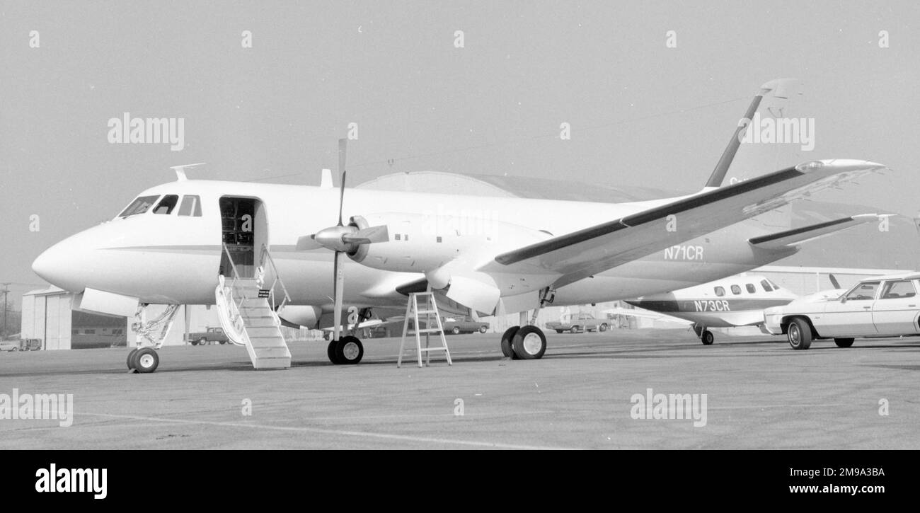 Grumman G-159 Gulfstream I N71CR Stock Photo - Alamy