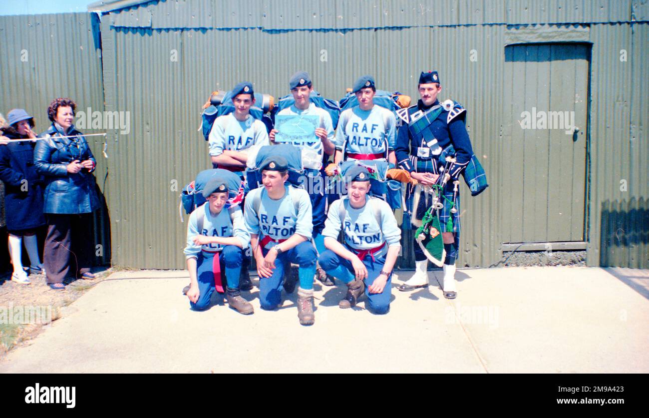 RAF Halton Apprentices competing in the 1977 Ten Tors cross-country ...