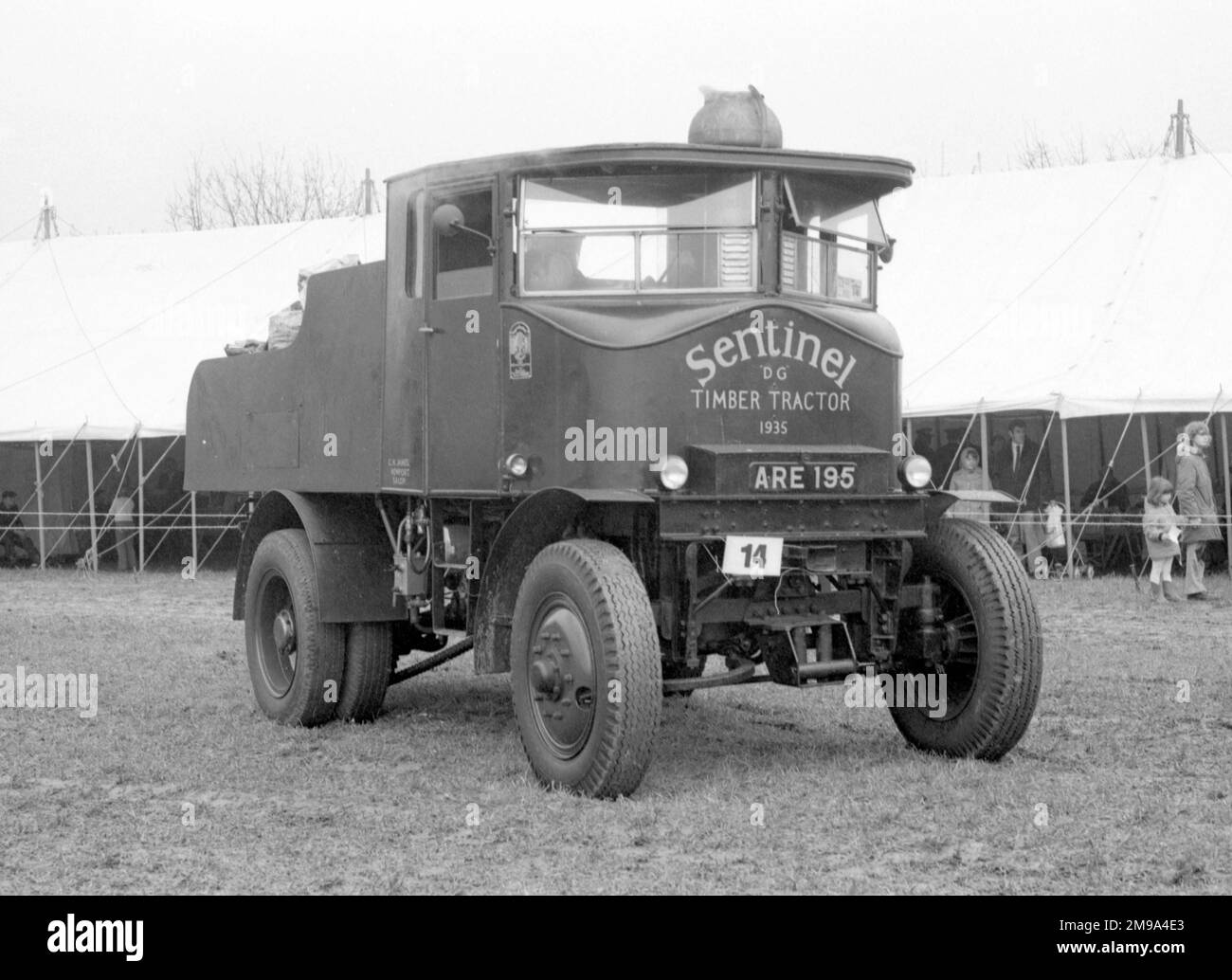 Sentinel DG4 Timber Tractor regn. ARE195, built in 1935 by the Sentinel ...