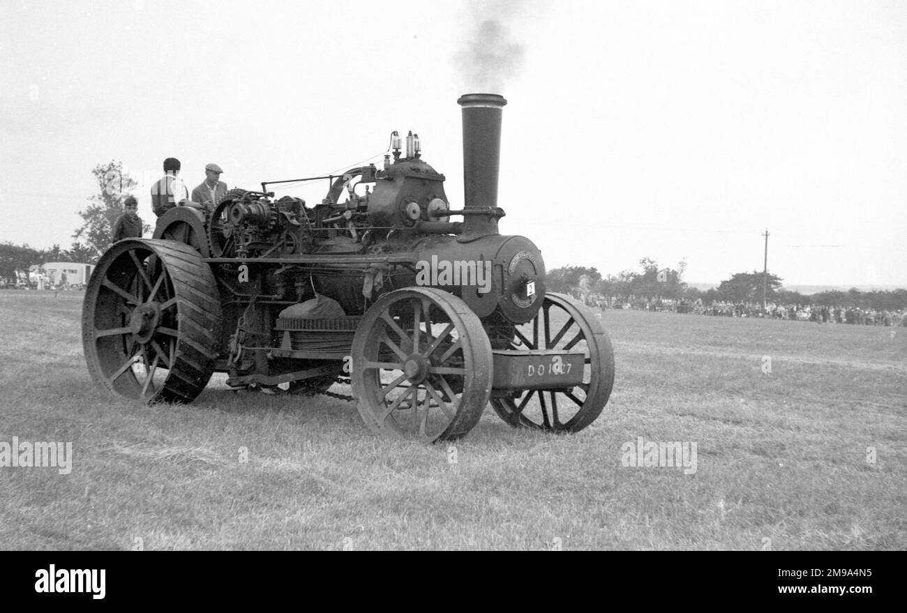 Fowler single cylinder ploughing engine hi-res stock photography and ...