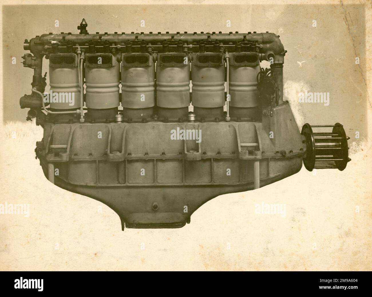 Austro-Daimler 360hp 6-cylinder water-cooled aero-engine Stock Photo ...