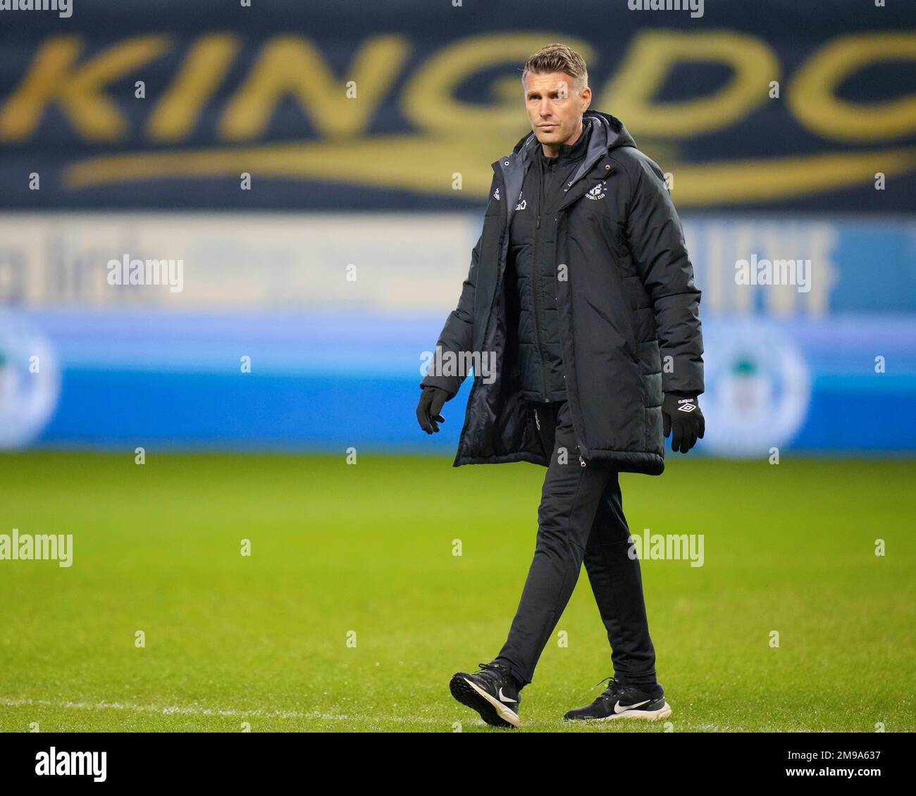 Rob Edwards Manager of Luton Town inspects the pitch before the ...
