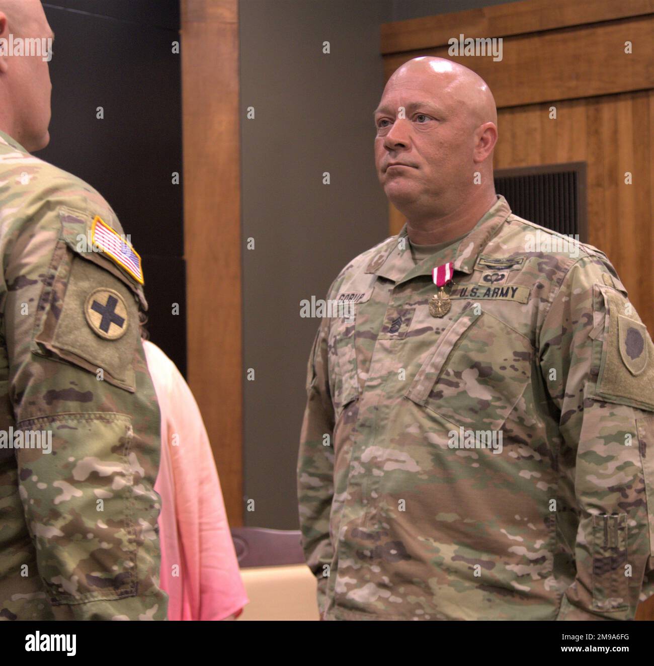 Illinois Army National Guard Sgt. 1st Class Anthony Gorup, the ...