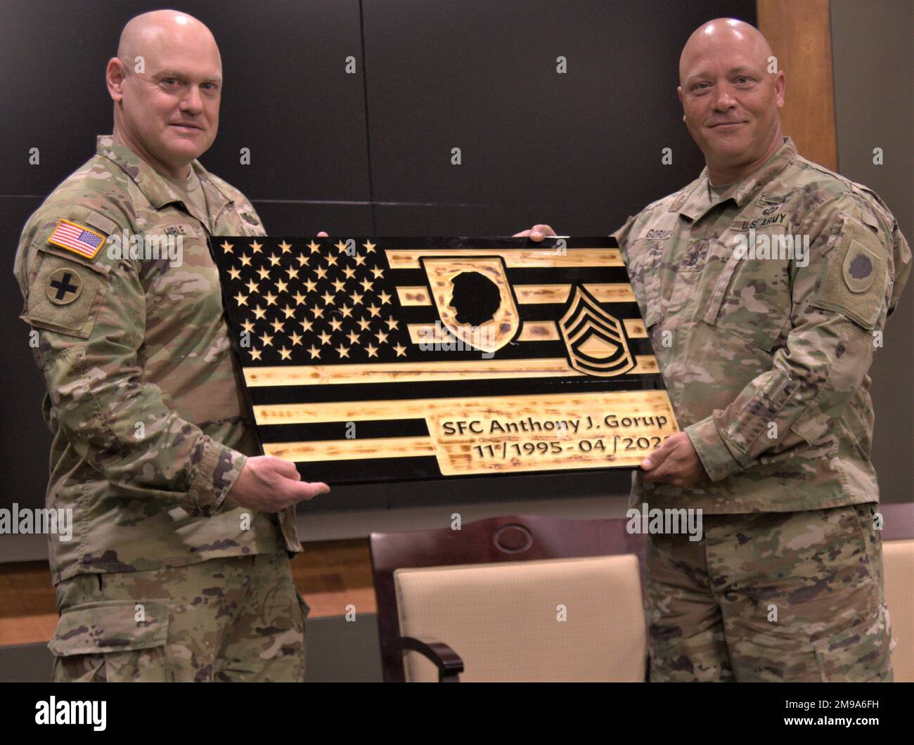 Illinois Army National Guard Sgt. 1st Class Anthony Gorup, the ...