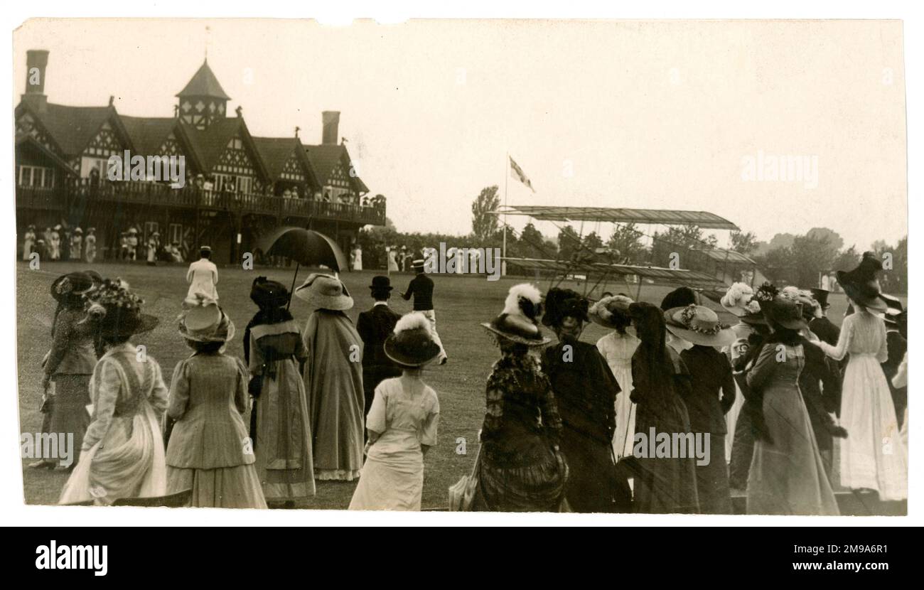 Plane take off in Cut Out Stock Images & Pictures - Alamy