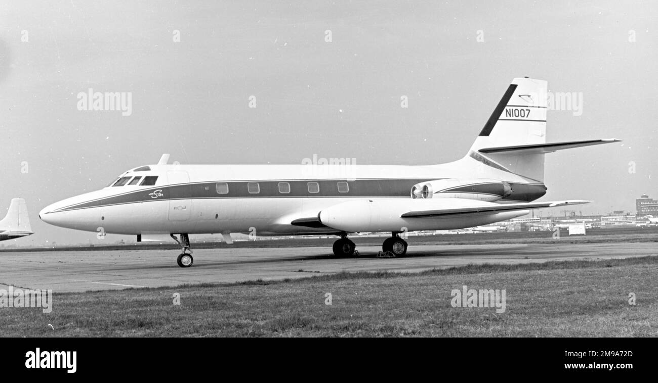 Lockheed jetstar plane hi-res stock photography and images - Alamy