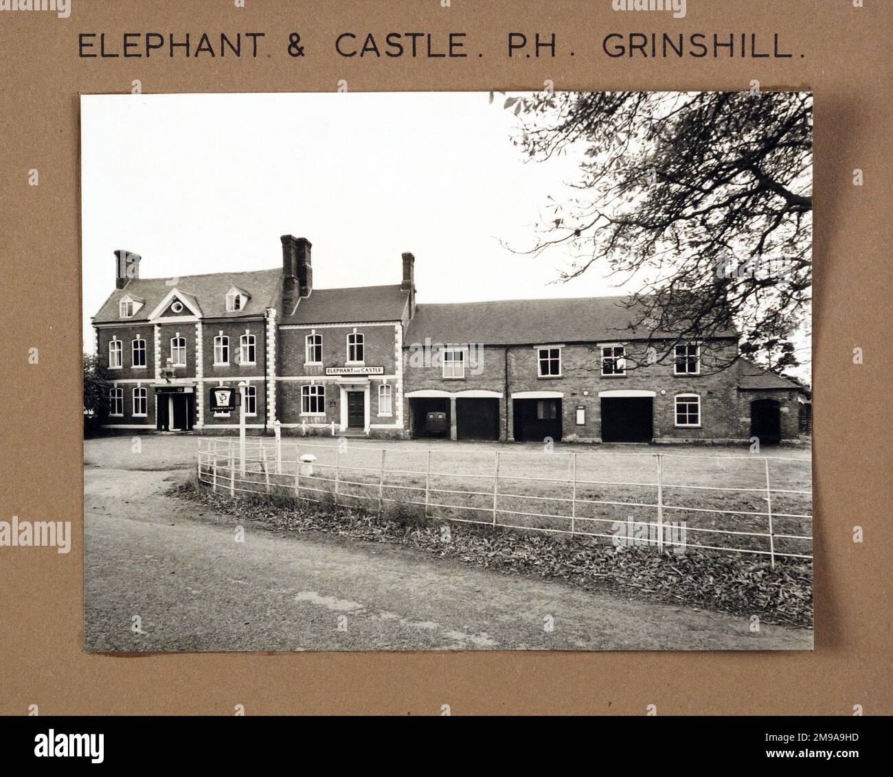Photograph of Elephant & Castle PH, Grinshill, Shropshire. The main ...
