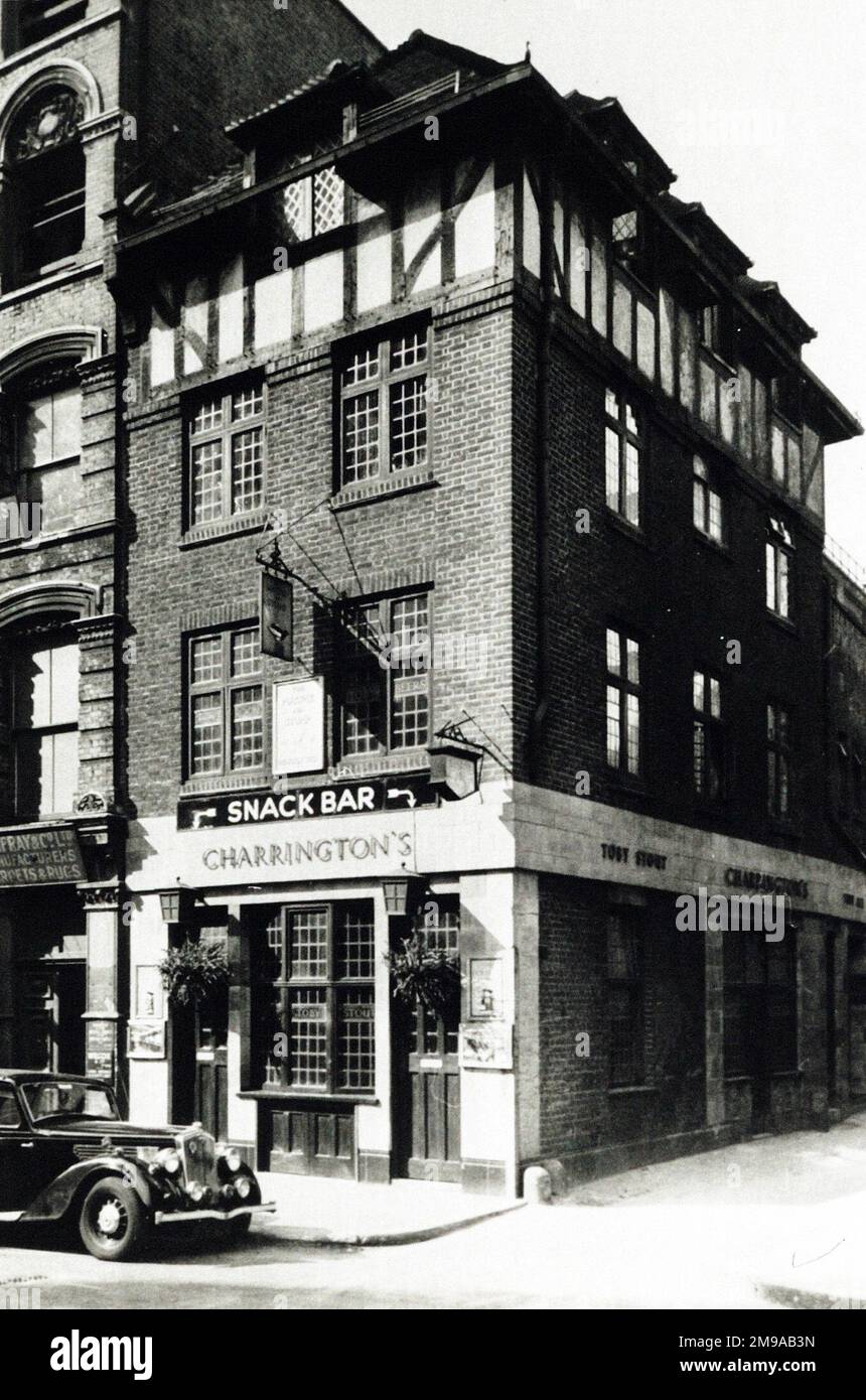 Photograph of Magpie & Stump PH, Old Bailey, London. The main side of ...