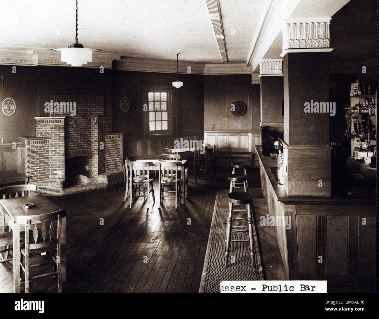 Back bay bar hi-res stock photography and images - Alamy