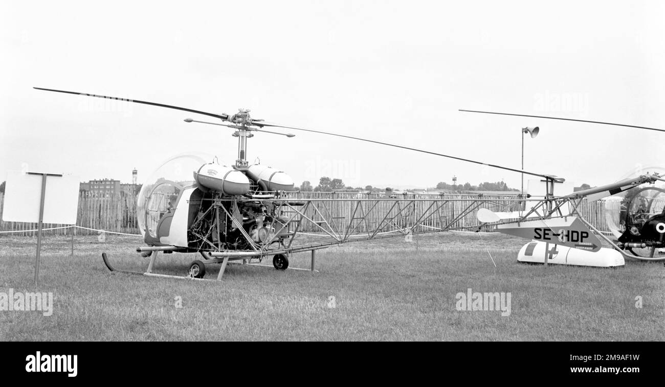 Bell 47G-4A2 SE-HDP Stock Photo - Alamy