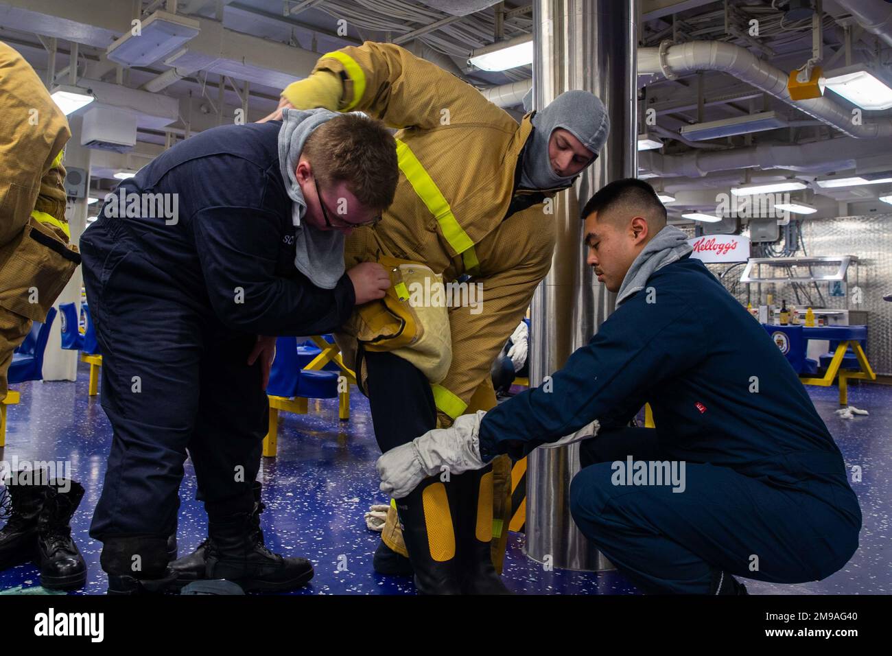 Firefighting ensemble hi-res stock photography and images - Alamy