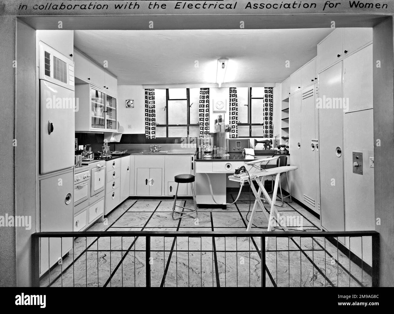 1940s house interiors hi-res stock photography and images - Alamy