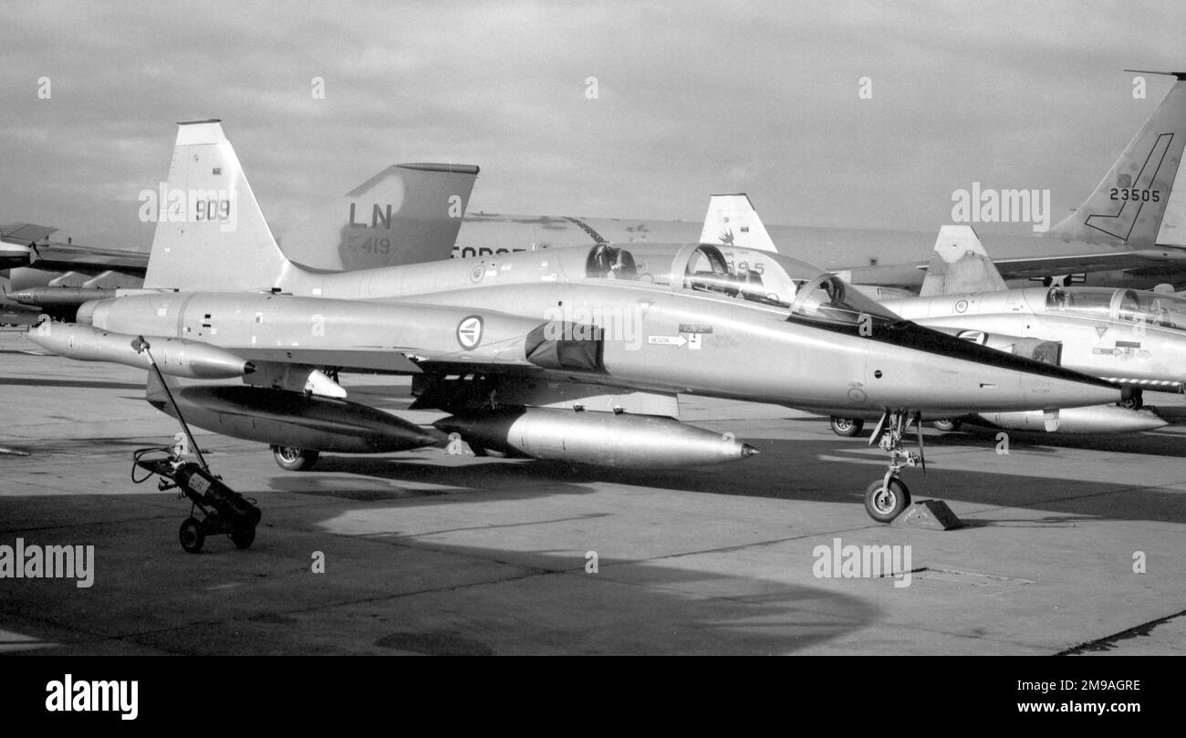Royal Norwegian Air Force - Northrop NF-5B '909' of 338 squadron, at ...