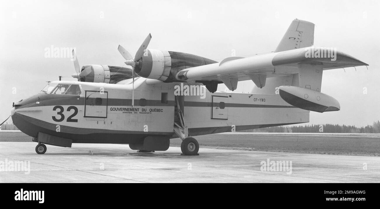 Canadair CL-215 CF-YWO (msn 1003, call-sign '32') of the Ministere des ...