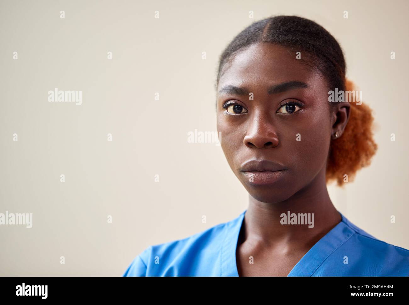 Caring nurse vertical hi-res stock photography and images - Alamy
