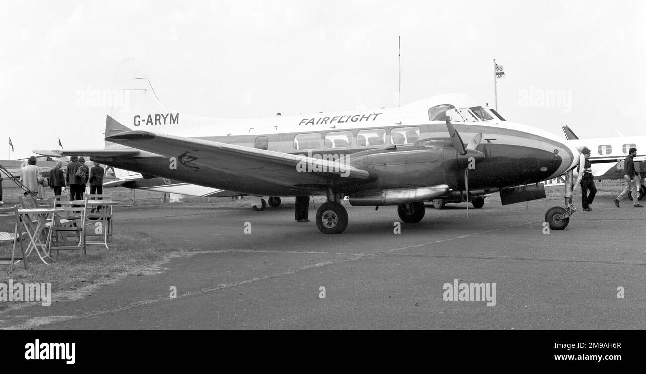 De havilland dh 104 hi-res stock photography and images - Alamy