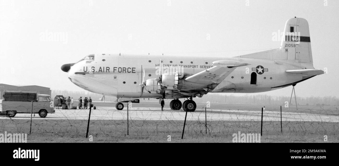 52 1058 Black and White Stock Photos & Images - Alamy