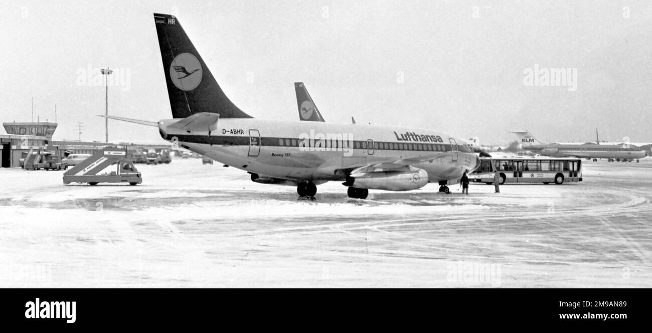 Boeing 737-230 D-ABHR (msn 22141, line Number 795), of Lufthansa, at ...