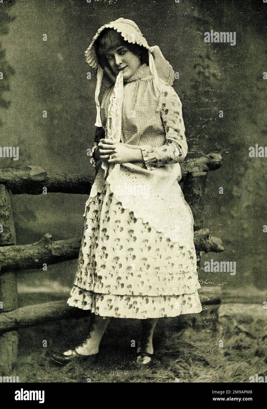 Minnie palmer stage actress hi-res stock photography and images - Alamy