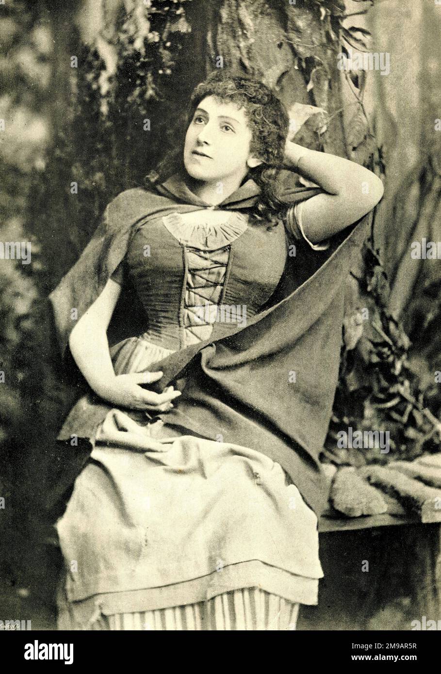 Irish woman 1890s hi-res stock photography and images - Alamy