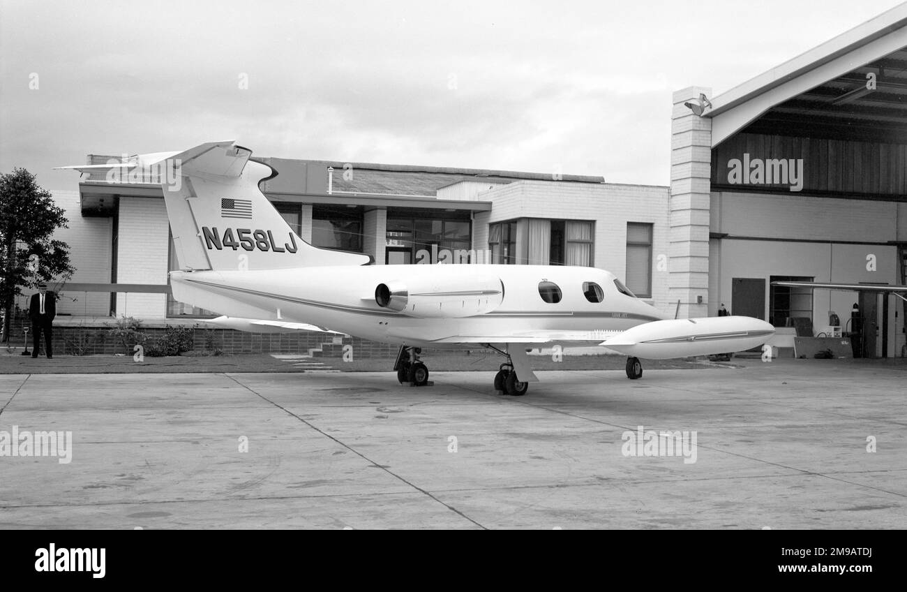 Gates Learjet 24 N458LJ (msn 24-115), of the Learjet Corporation ...